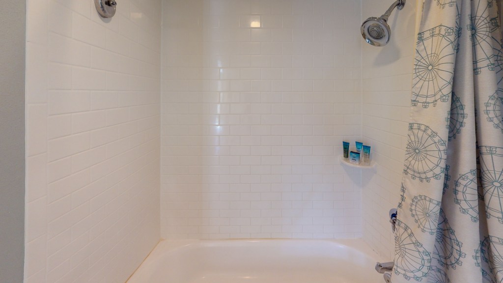 Deluxe Studio: Disney's BoardWalk Villas - DVC Fan