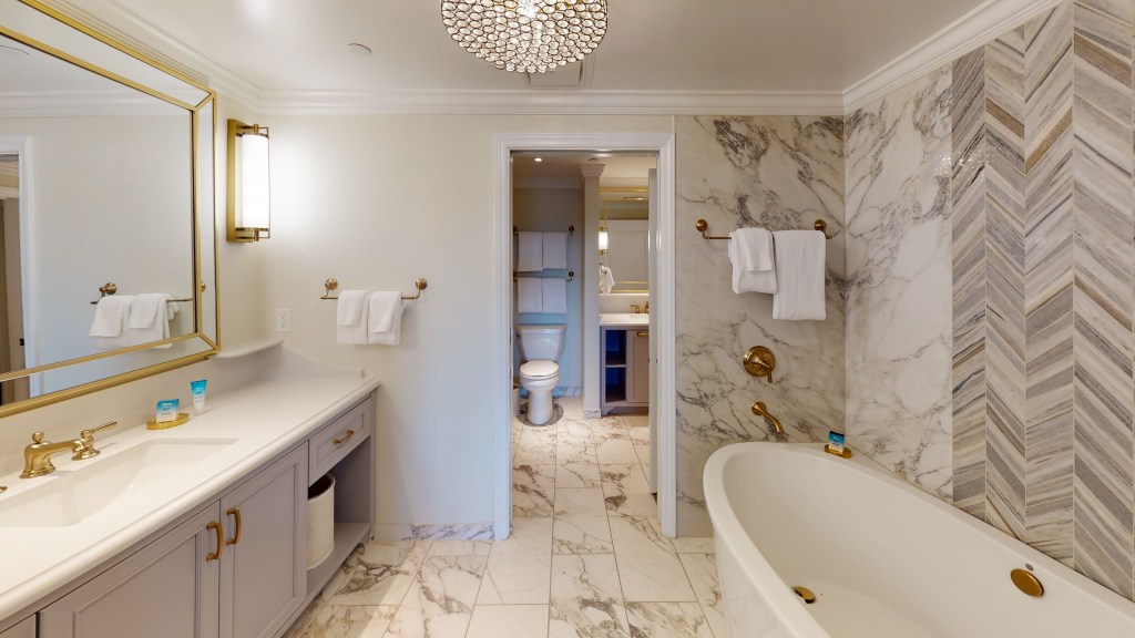 1-Bedroom Villa: Disney's Riviera Resort - DVC Fan