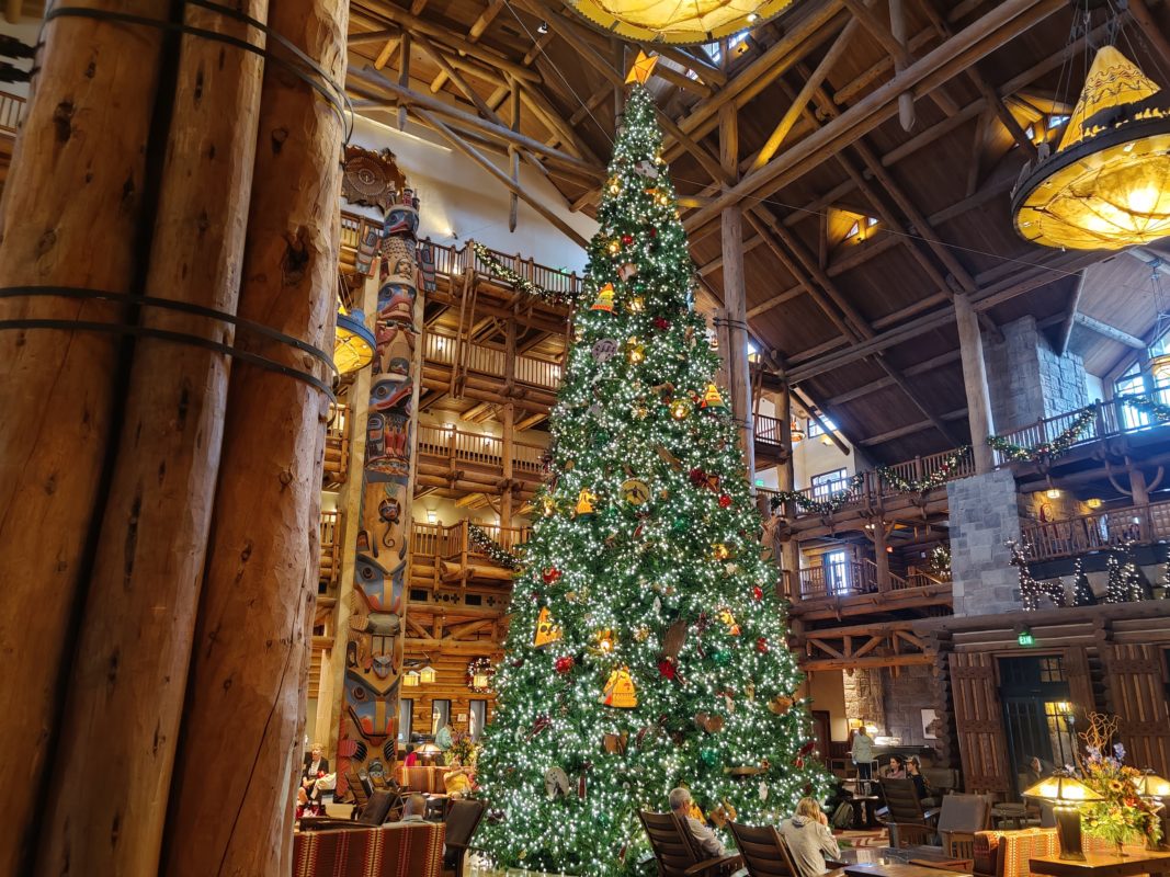 Disney Wilderness Lodge Christmas Christmas Arrives At The Lodge: